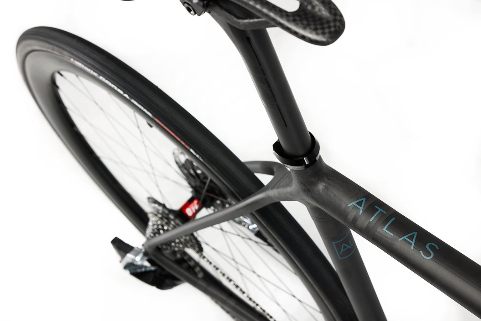 Alchemy Ultralight road, gravel & mountain bikes debut drastically ...