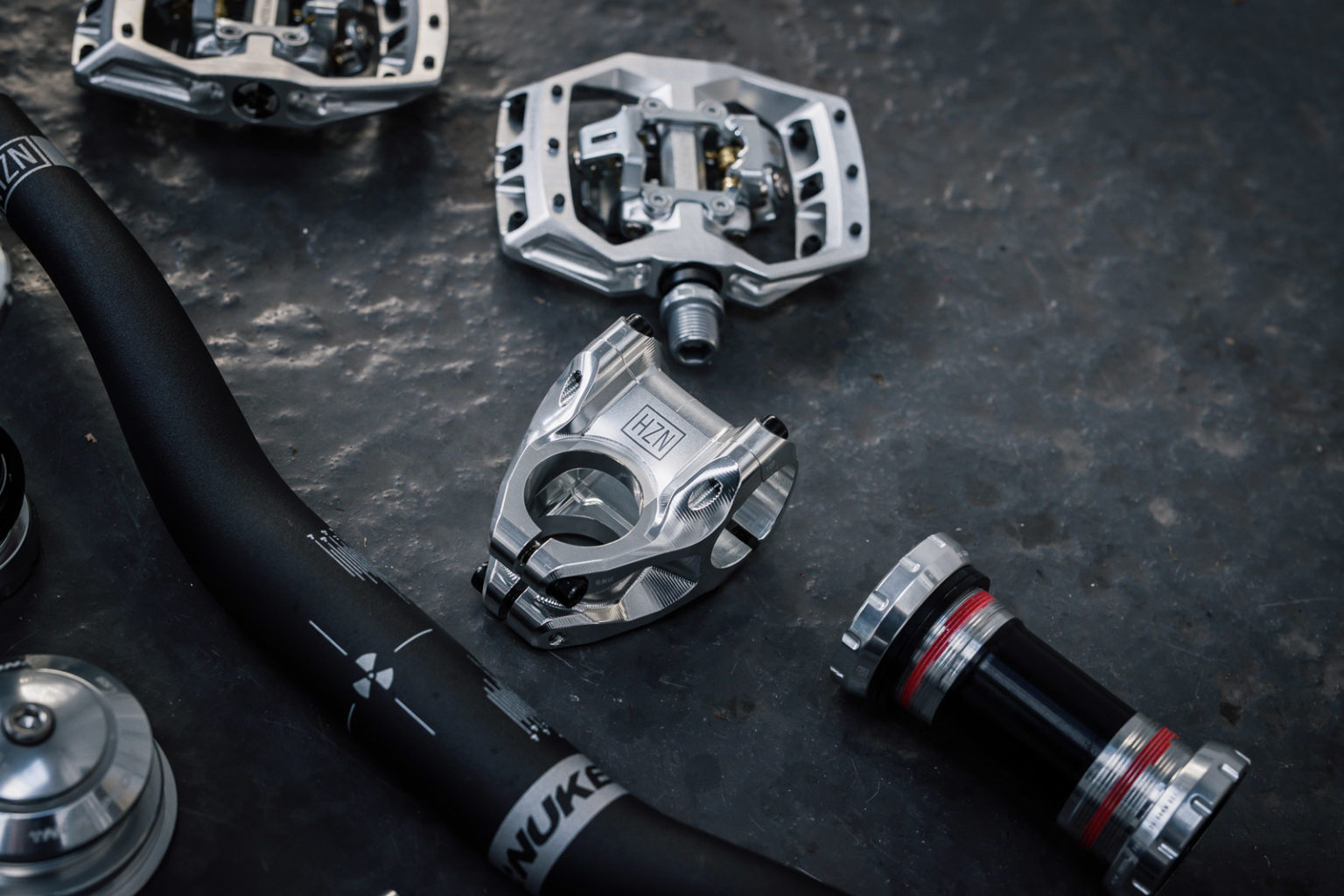 Nukeproof adds Giga MX Link, plus Silver Horizon Components - Bikerumor