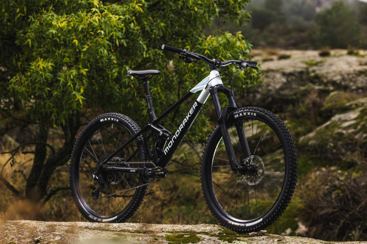 Mondraker Raze Alloy Brings 130mm Trail Bike to a More Palatable $4,399 ...