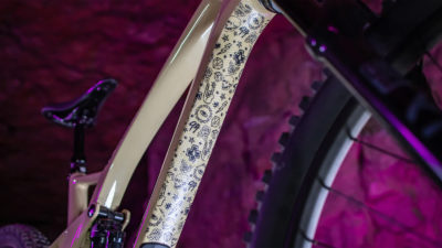 Muc-Off's Disco plugs, All Weather Lube & Protection - Bikerumor