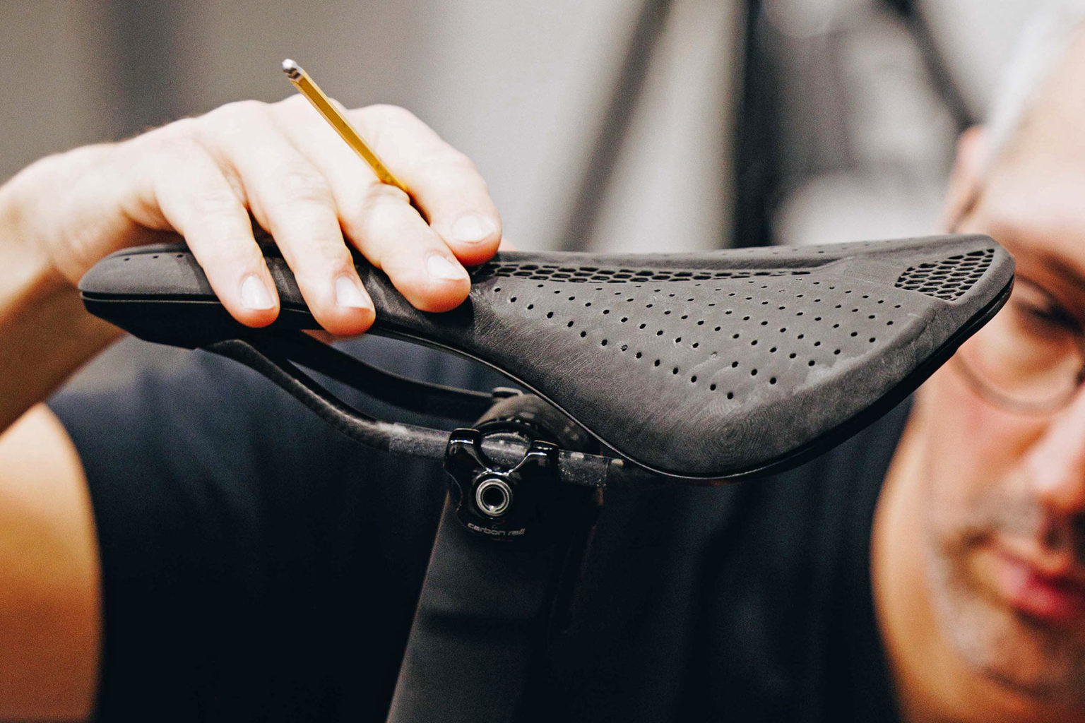 Specialized Project Black teases next-gen prototypes - Bikerumor