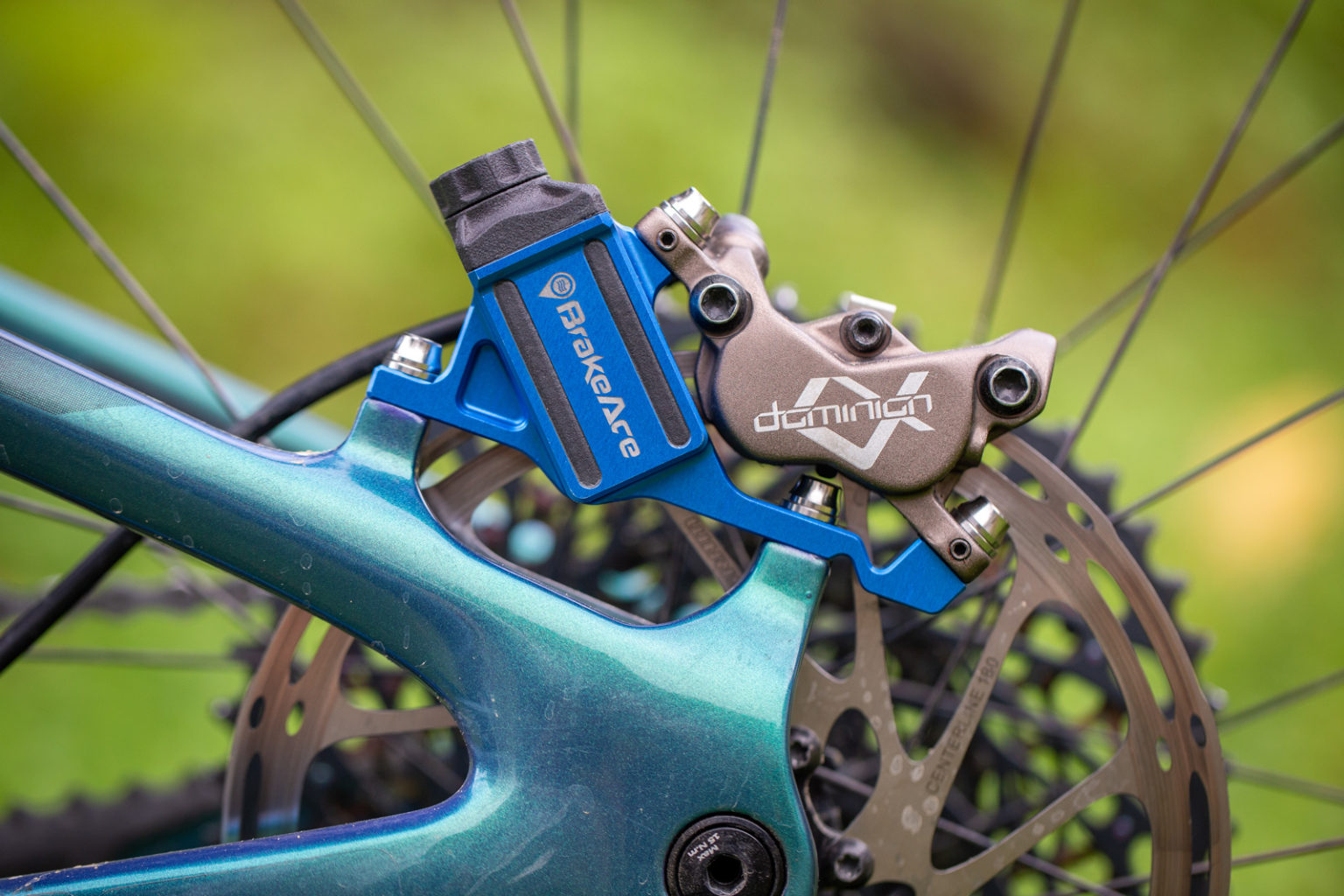 BrakeAce PF2 Braking Sensors Claim to Help You Brake Smarter and Ride ...