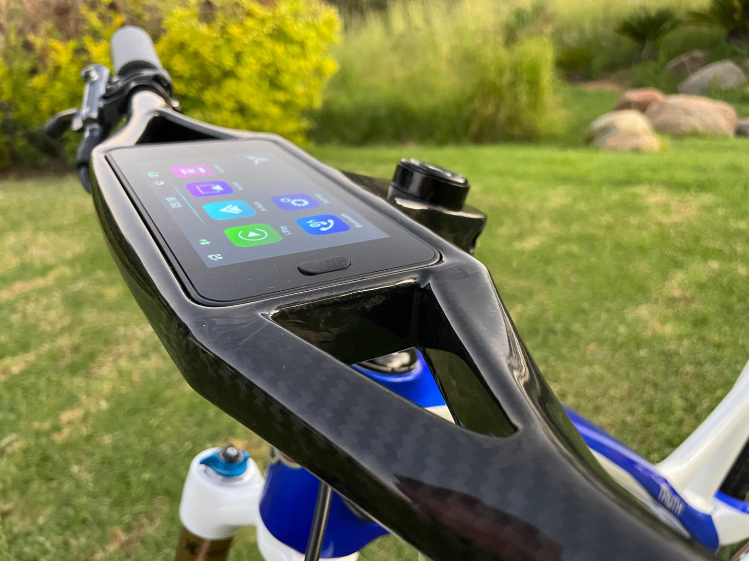 RP Designs Will Sell You The Ultimate MTB Smart-Cockpit Handlebar For ...