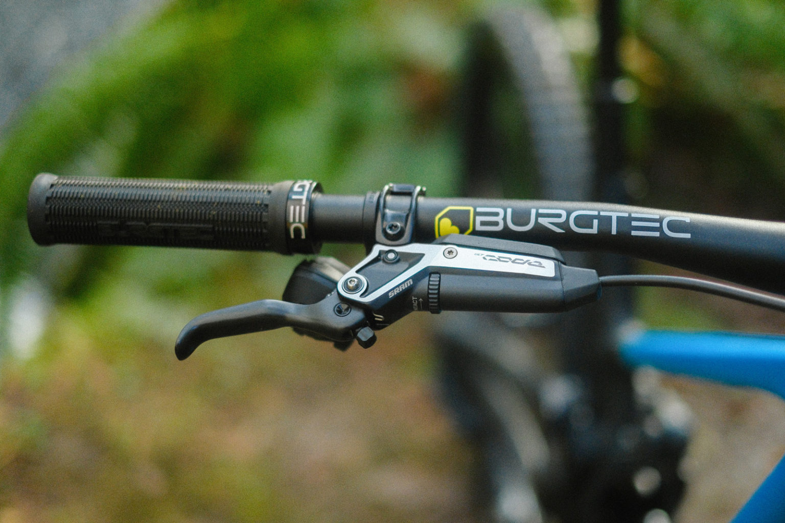 Forbidden Dreadnought XO T-Type Lands with SRAM Eagle Transmission ...