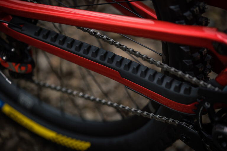 Nukeproof Dissent Carbon is an Adaptable World Cup Proven DH Bike ...