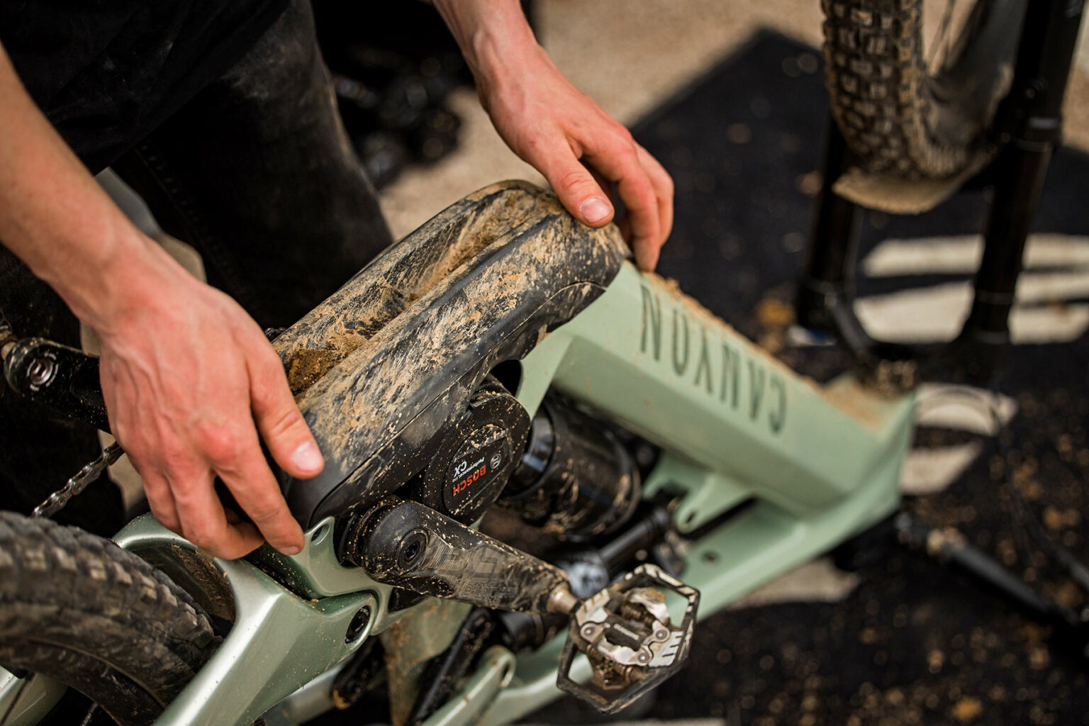 All-New Canyon Strive:ON CFR Races Enduro eBike to World Cup eMTB EDR ...