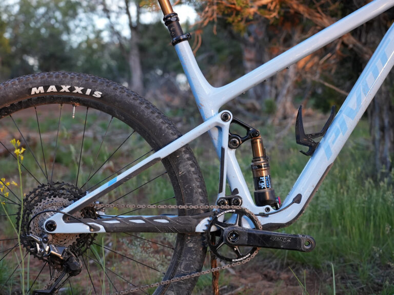 Pivot Mach 4SL gets faster, lighter & adds dual travel modes - Bikerumor