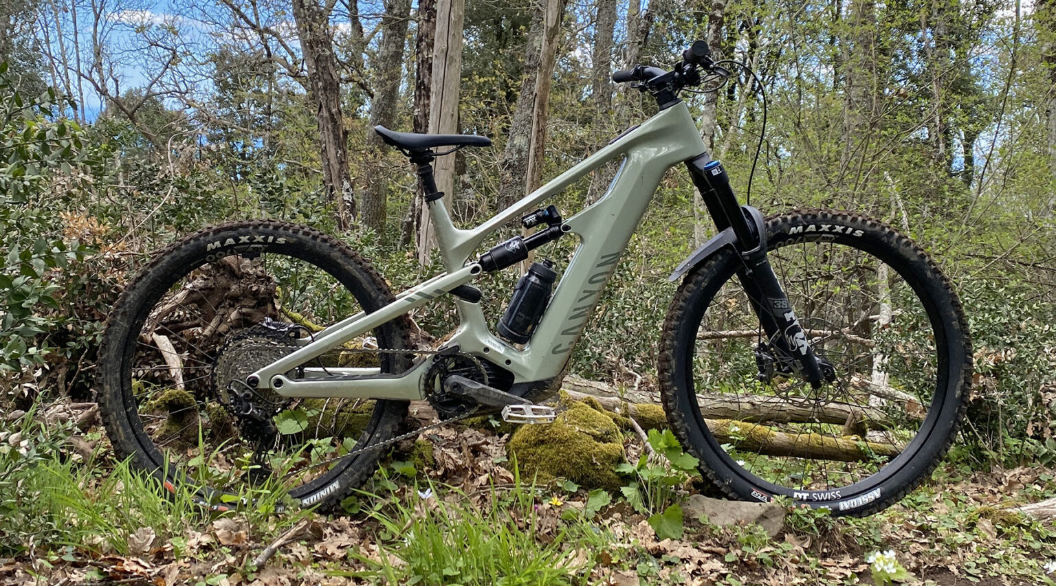 All-new Strive:ON enduro, Torque:ON & Grand Canyon fill out Canyon eMTB ...