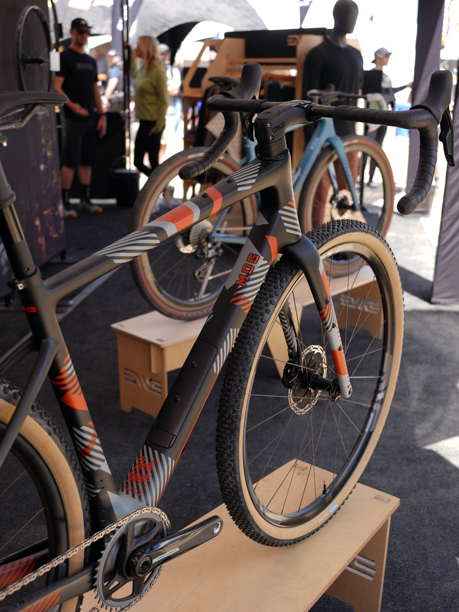 Alexey Vermeulen's killer custom painted ENVE MOG gravel bike...with ...