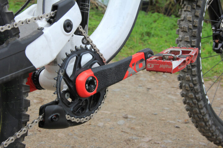 Pro Bike Check & Interview: Hattie Harnden's Trek Session Downhill Bike - Bikerumor