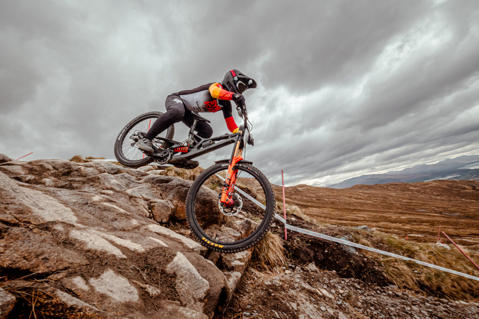 Interview & Pro Bike Check: Nina Hoffmann and her Santa Cruz Bronson ...