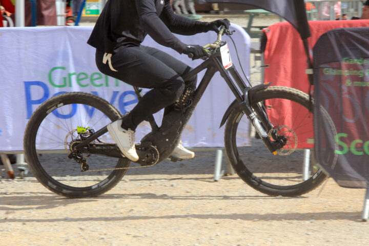 Spotted: Loic Bruni's Prototype Specialized DH Bike at British ...