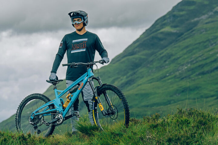 Leatt 3.0 Enduro Convertible Helmet Snaps-On Protection: Full-Face, 3/4 ...