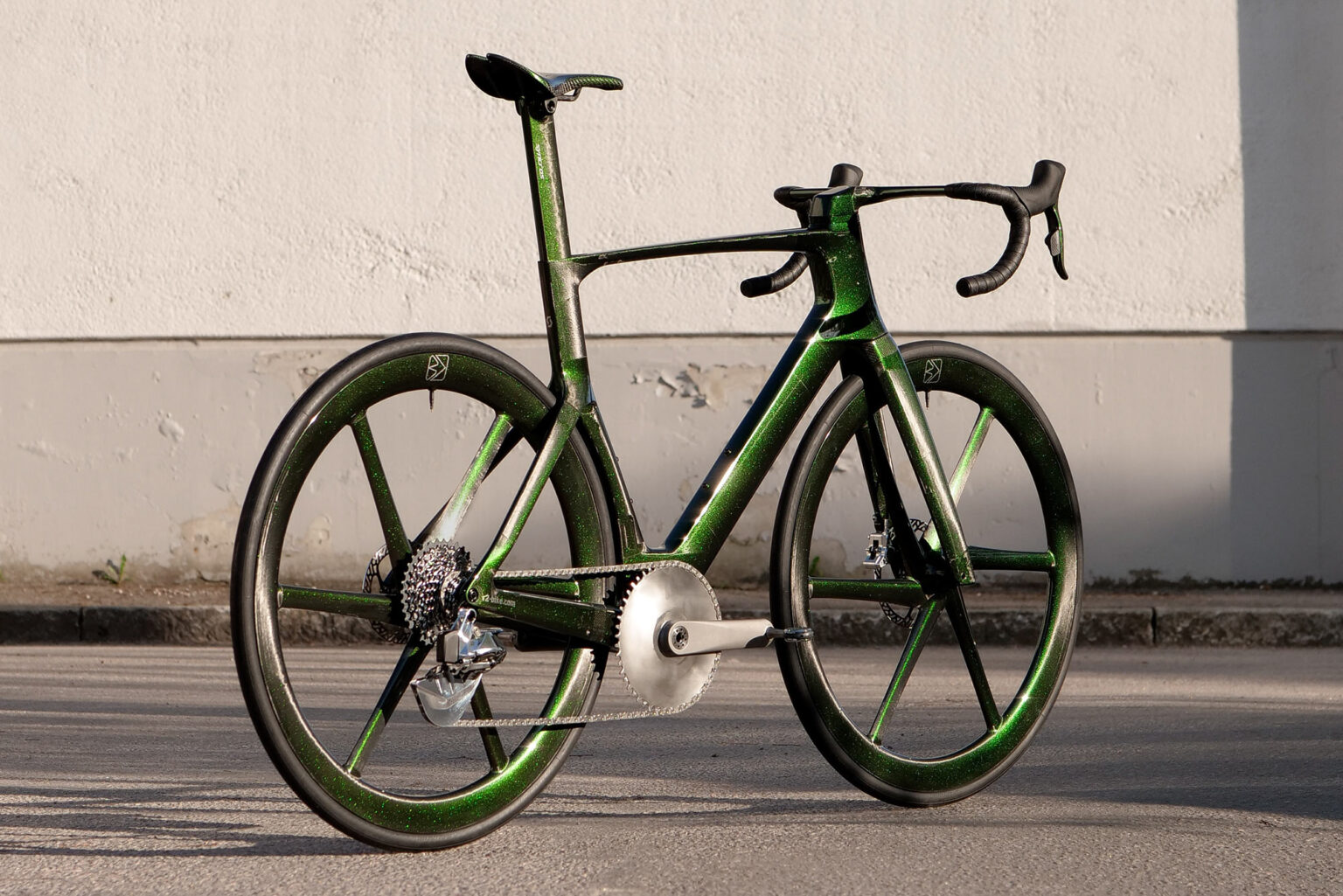 Dangerholm takes to the road w/ custom Scott Foil RC Liquid - Bikerumor