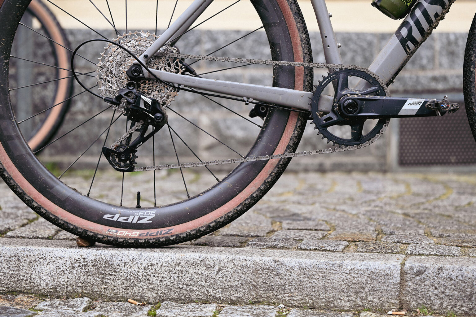 SRAM Apex is now 1x12 with Eagle, XPLR, AXS & Mechanical Options! - Bikerumor