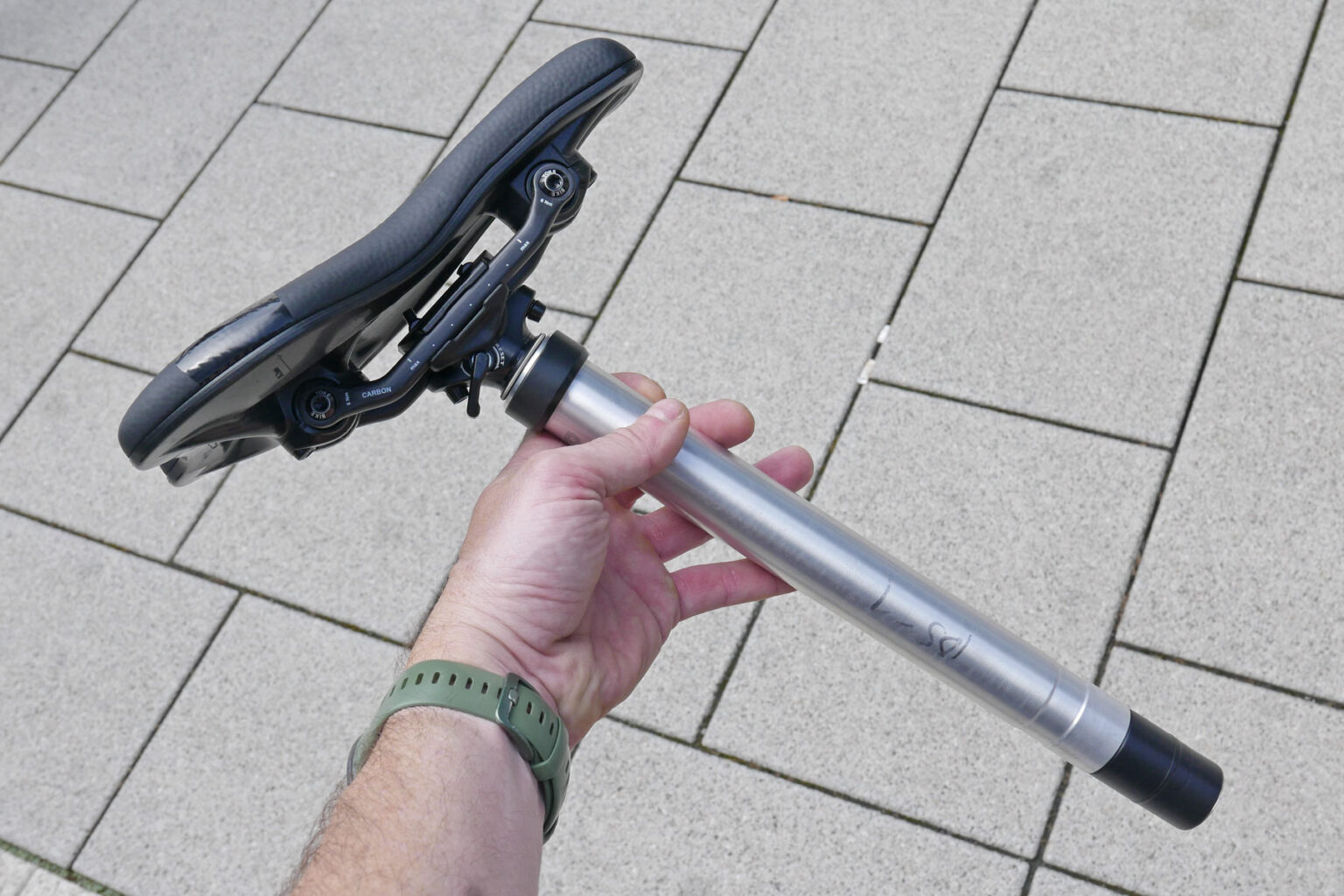 BikeYoke First Looks: Revive Wireless Dropper Post, plus New Pedals ...