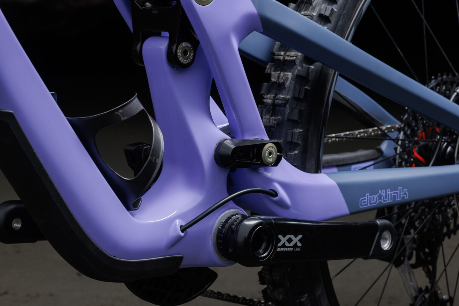 Ibis HD6 is a 165mm Travel Mixed-Wheel Enduro Race Bike - Bikerumor