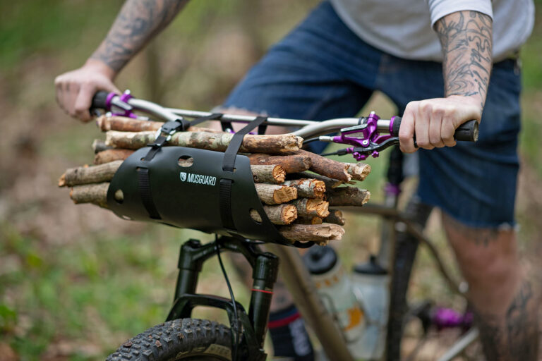 Musguard Handlebar Harness Turns Simple Roll-up Fender Tech into ...