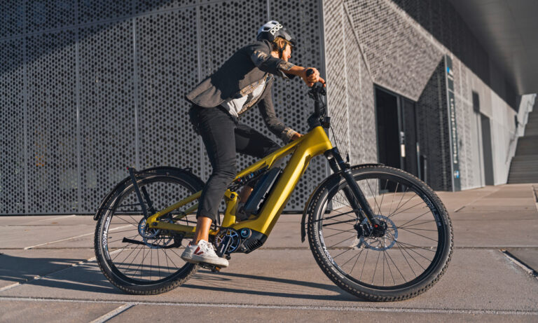 Pinion Mission ON.E eDrive is a True eBike Transmission - Motor ...