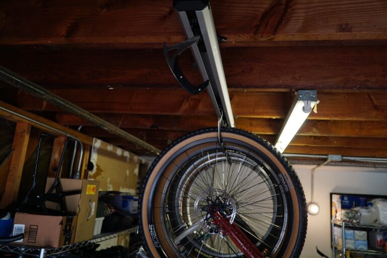 Hang, Slide & Rotate Bikes Effortlessly with the Stashed SpaceRail Bike ...