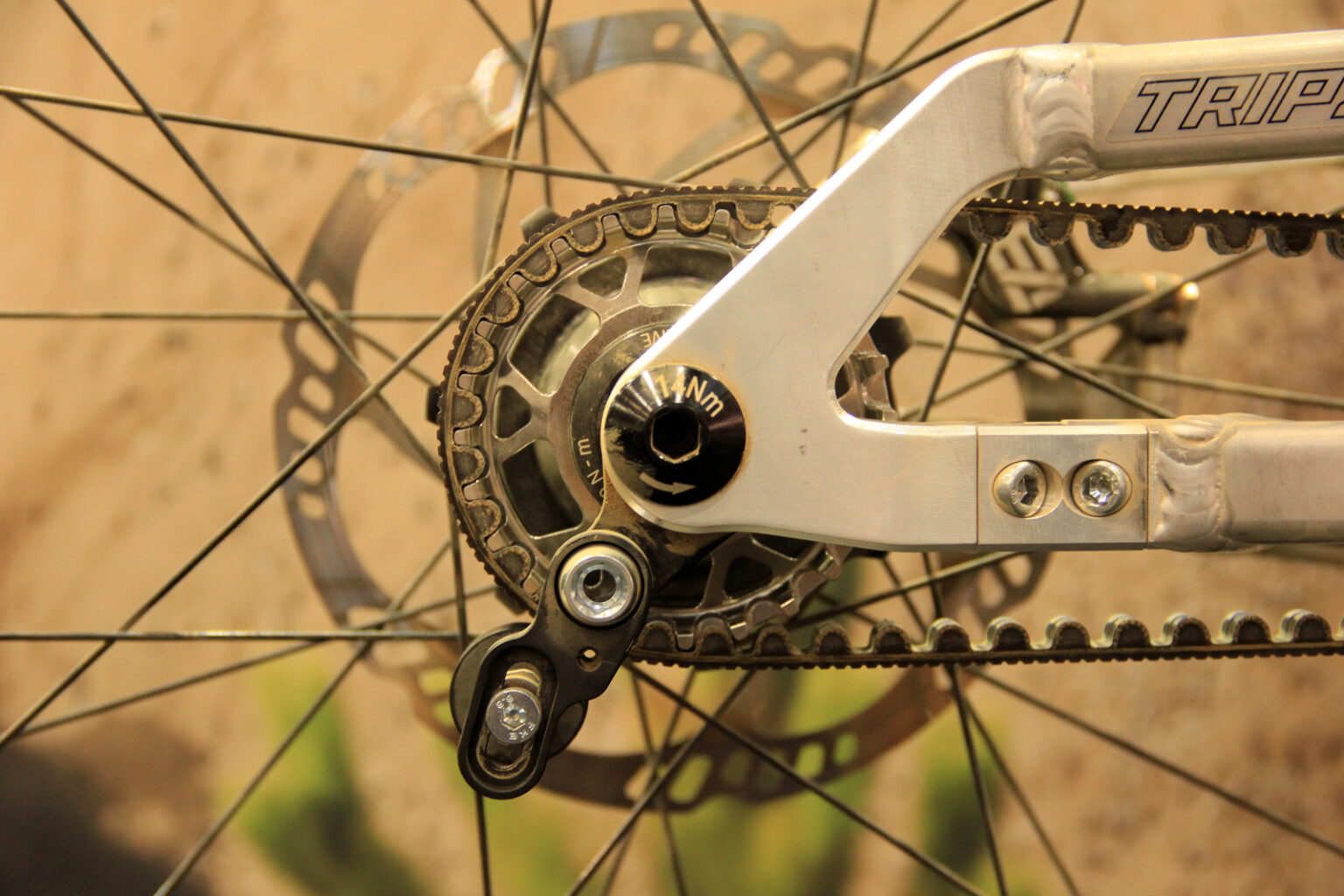 Crossworx Trip 290 eBike Goes Gates Carbon Drive x Classified ...