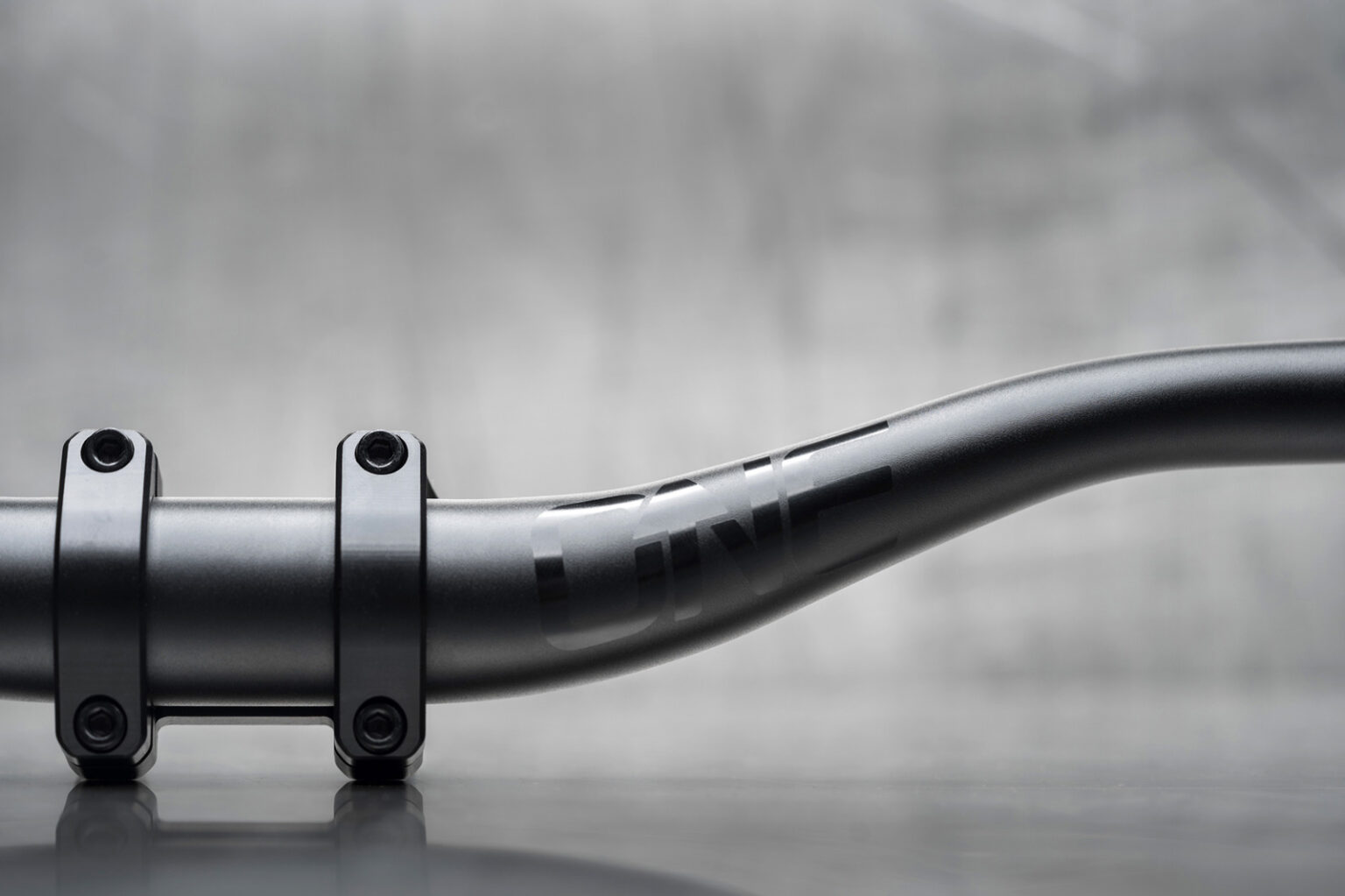 OneUp Flexes Oval Aluminum Handlebar for More Affordable Vertical ...