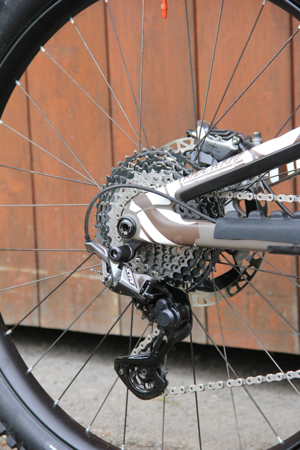 Pro Bike Check: Raphaela Richter's Ibis HD6 Enduro Race Bike - Bikerumor