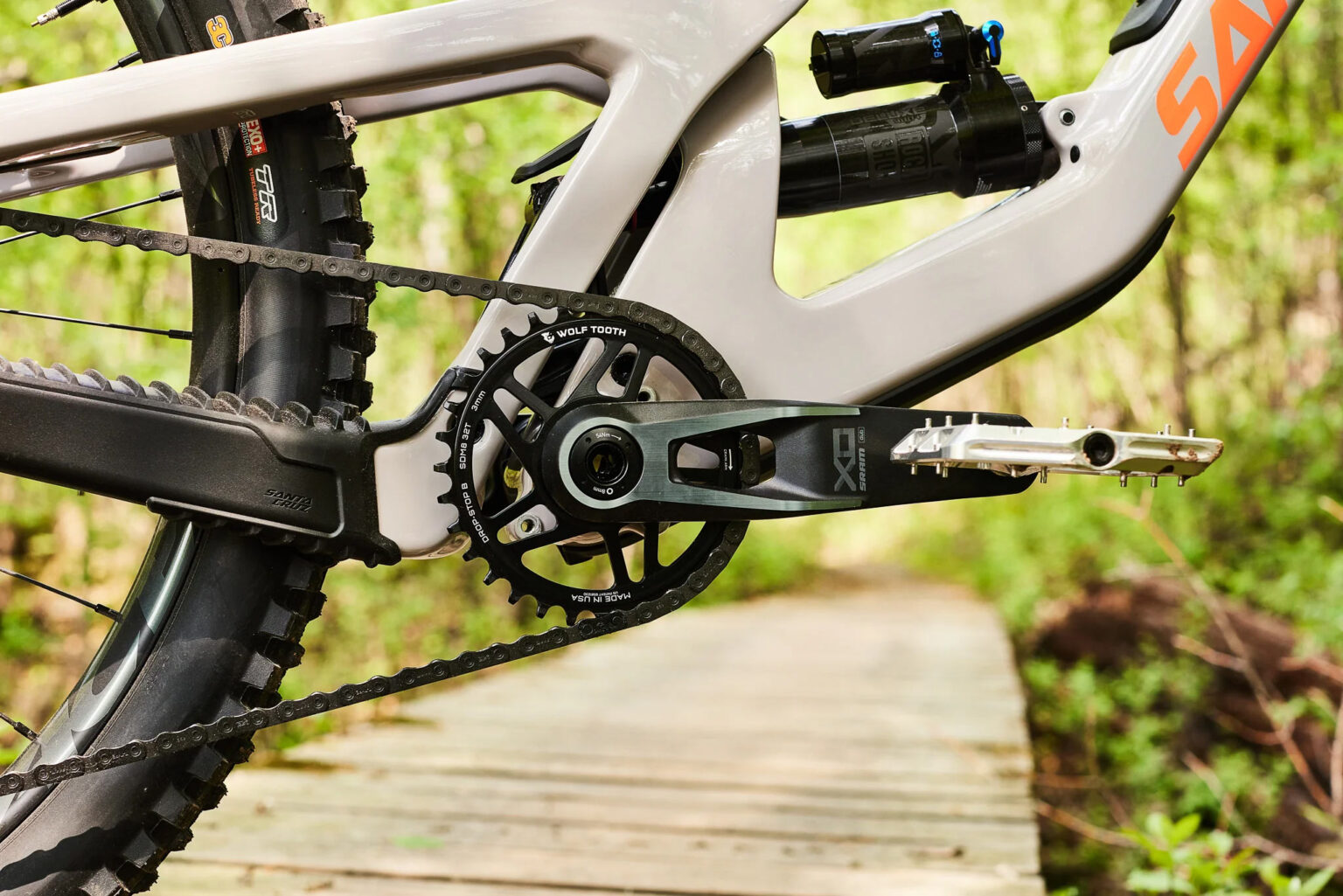 Wolf Tooth adds SRAM T-Type Drop-Stop Chainrings - Bikerumor