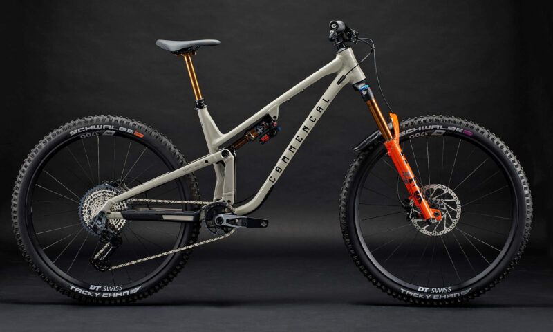 Commencal Meta V5 gets All-New Suspension as Trail or Mullet SX, but ...