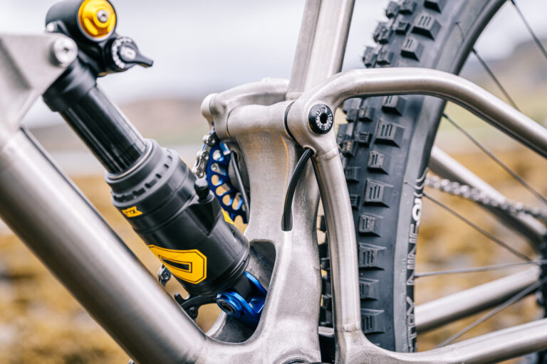 Deviate Expand Project Tilander to 145mm Titanium High-Pivot - Bikerumor