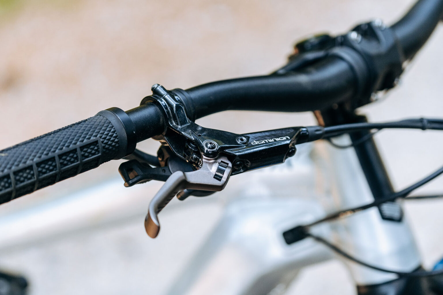 Privateer e161 is a New Well-Priced Enduro eBike - Bikerumor