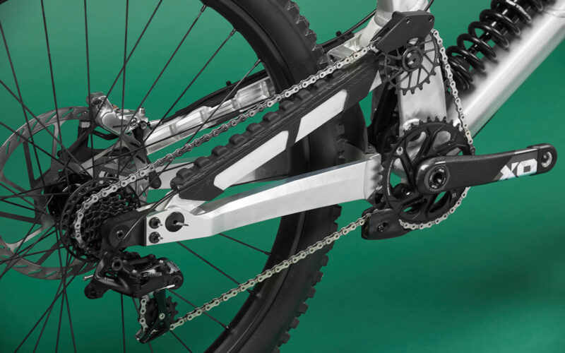 Updated: Norco Factory Team is Testing a Prototype High-Pivot DH Bike ...