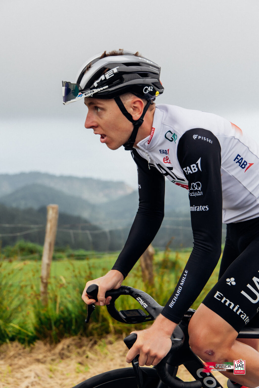 ENVE tests new one-piece SES Aero Road Bar/Stem - Bikerumor