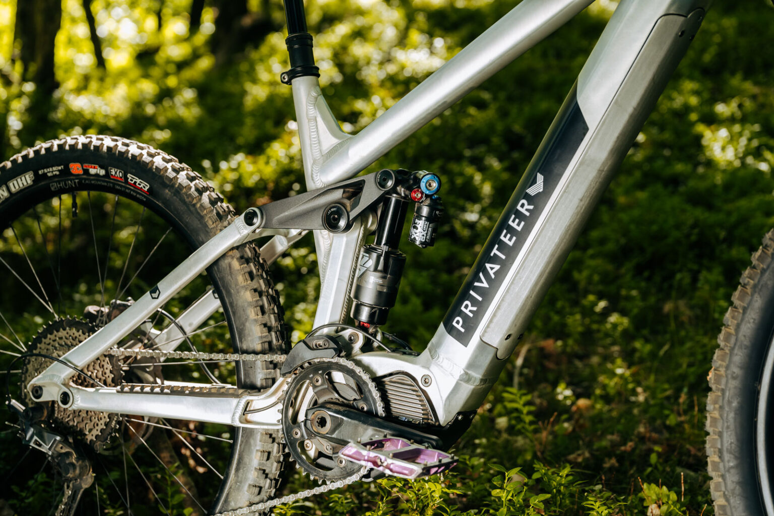 Privateer e161 is a New Well-Priced Enduro eBike - Bikerumor