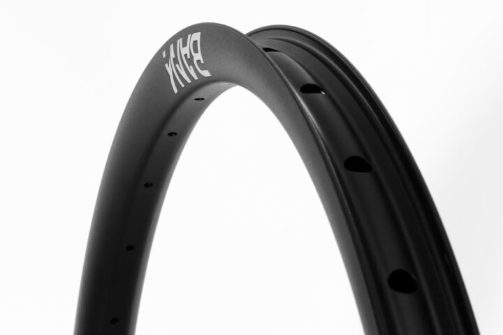 Airdrop Updates Their Fade Dirt Jumper and Announces New Bank DJ ...