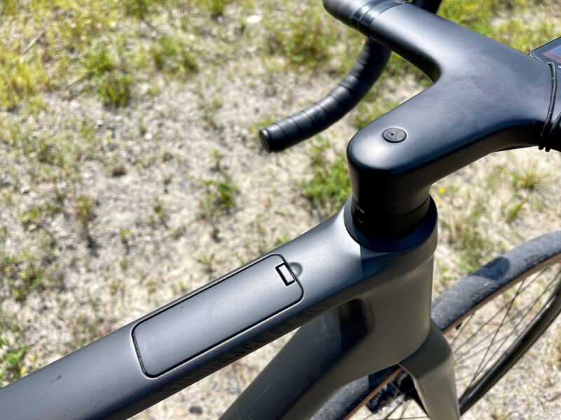 New Canyon Endurace Road Bike Gets Storage Inside and Ultralight CFR ...