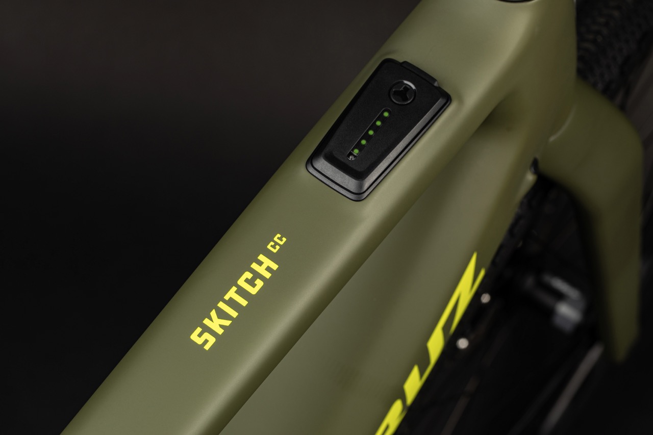 An e-Stigmata? Meet the New Santa Cruz Skitch eBike w/ flat or dropbar ...