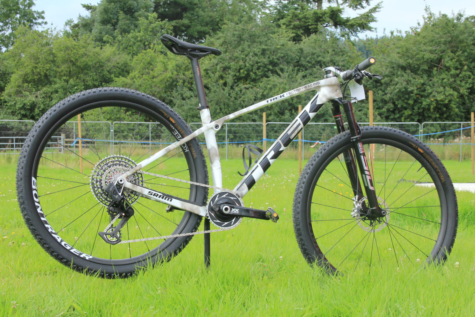 Pro Bike Check: Anton Cooper's Trek Procaliber World Champs Short Track ...