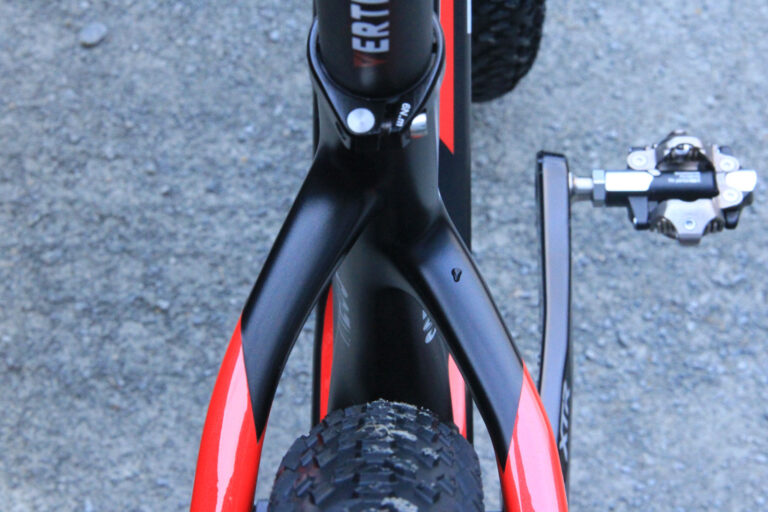 Pro Bike Check: Tom Pidcock's Pinarello Dogma XC HT Short Track Bike ...