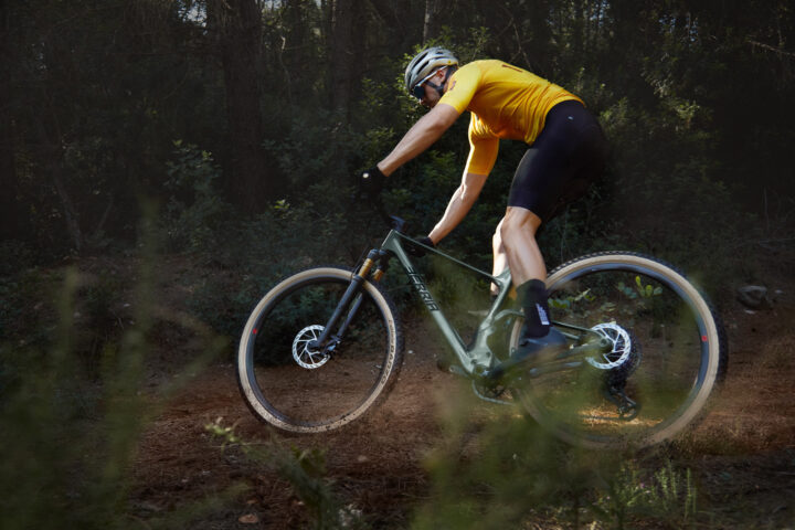 2024 Berria Mako XCO Bikes Gets In-Link Suspension for All the ...