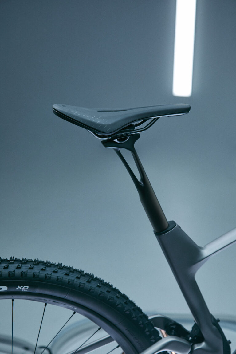 2024 Berria Mako XCO Bikes Gets In-Link Suspension for All the Integration - Bikerumor