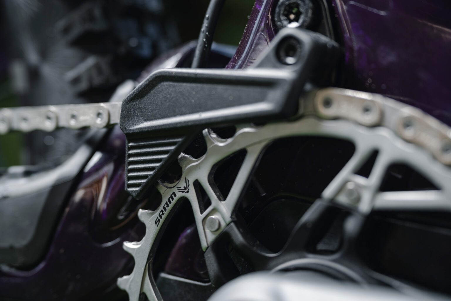 SRAM Eagle Powertrain Flies Auto-Shift & Coast-Shift | First Ride ...