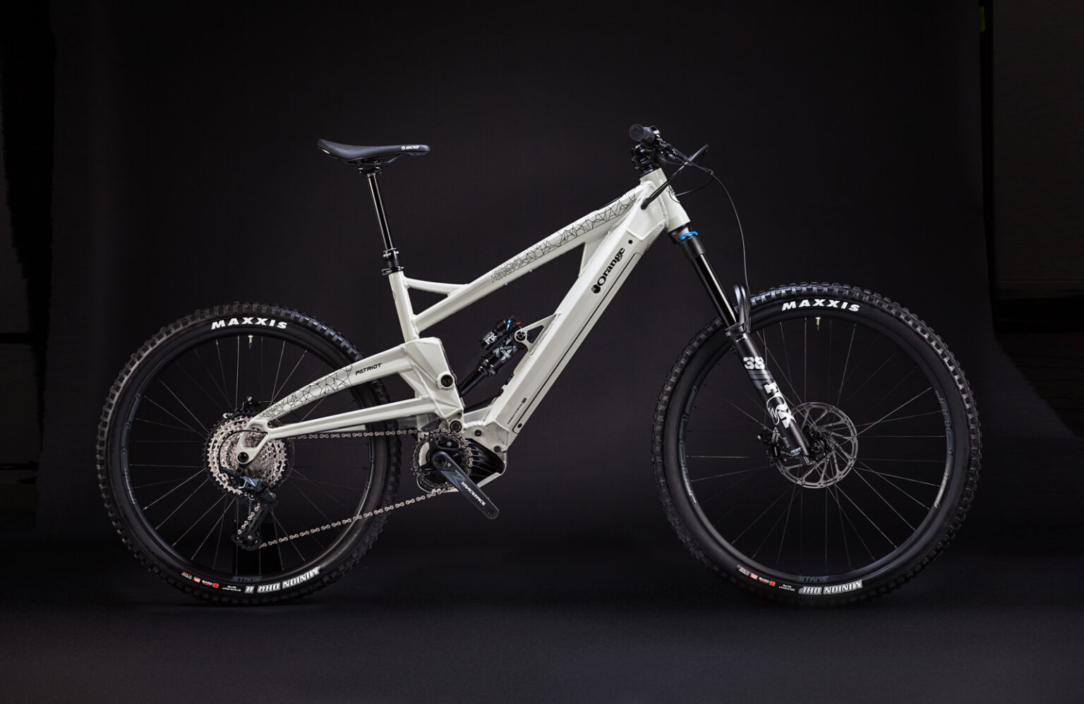 2023 Bold Unplugged Enduro Bike Hides Downtube Shock for 160mm VPP ...