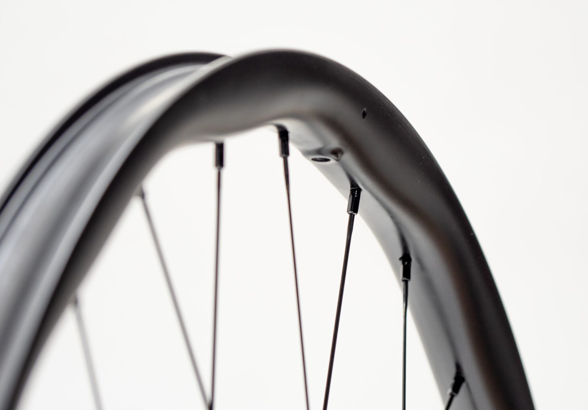 P1 Singularis is Tom Pidcock's Race Wheel, Now Available to You - Bikerumor