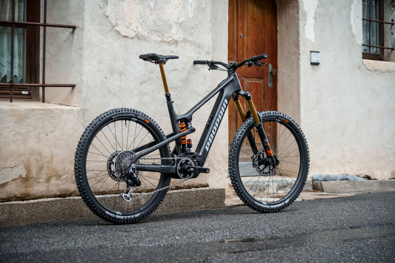 Propain Ekano 2 CF Powertrain eMTB Packs 880 Wh Range, If You Want - Bikerumor