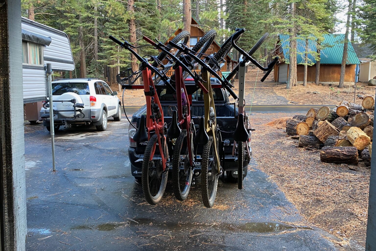 1Up Recon Rack Review: Legendary Durability Now in 5 / 6-Bike Vertical ...