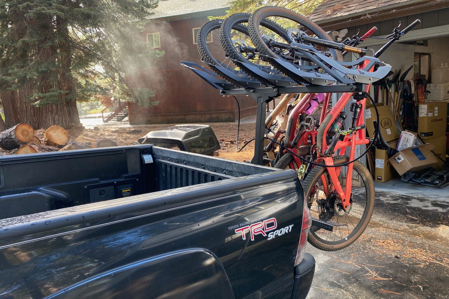 1Up Recon Rack Review: Legendary Durability Now in 5 / 6-Bike Vertical ...