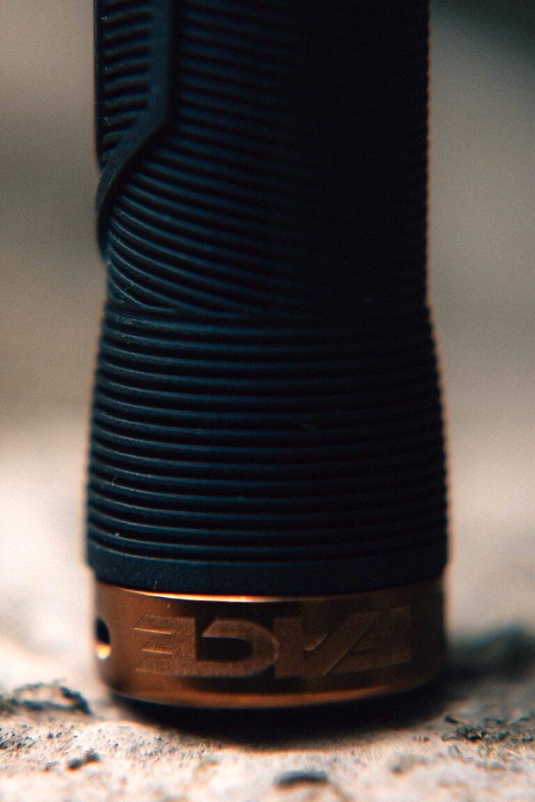 Meet the New Soft & Grippy Race Face Chester MTB Grip - Bikerumor