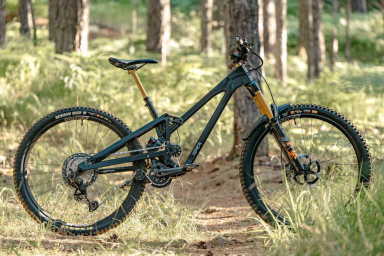 Aper KOMpace Raises High-Pivot Suspension w/ Sliding Link - Bikerumor