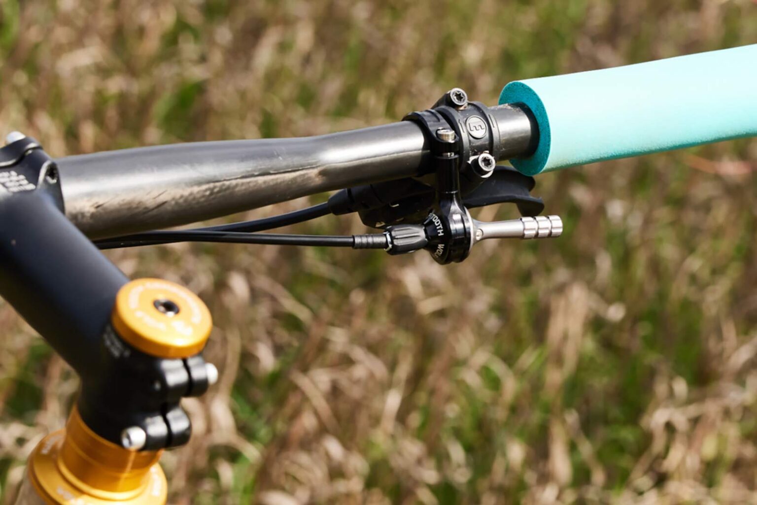Wolf Tooth ReMote 360º Dropper Lever Gives You All the Positions ...
